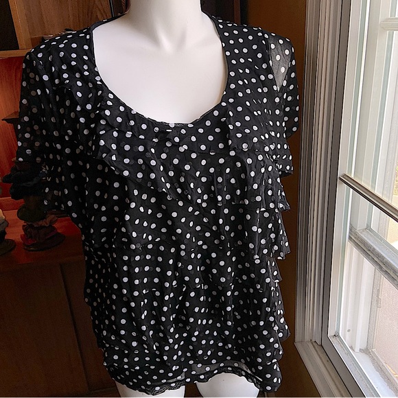 212 Collection | Tops | 2x Black Layered Ruffled Top Flutter Cap Sleeve ...